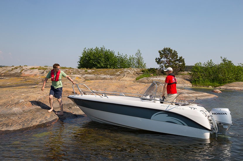 AMT 160 R | Honda Marine